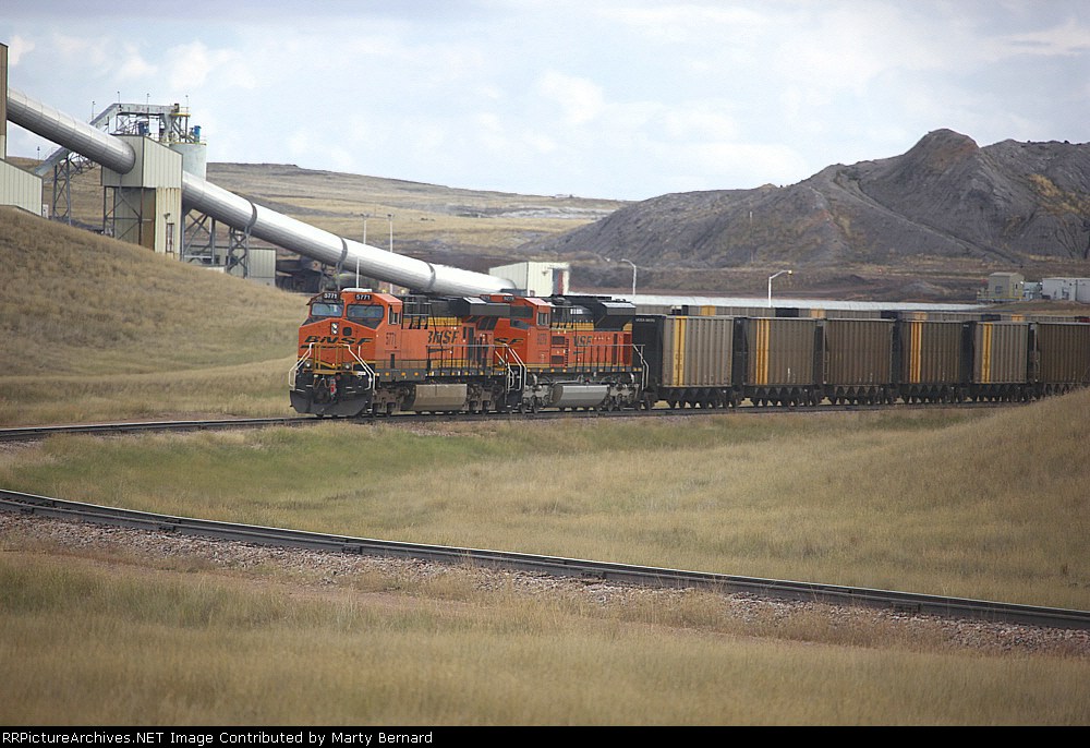 BNSF 5771 and Sister, DPUs Loading at Coal Creek Mine